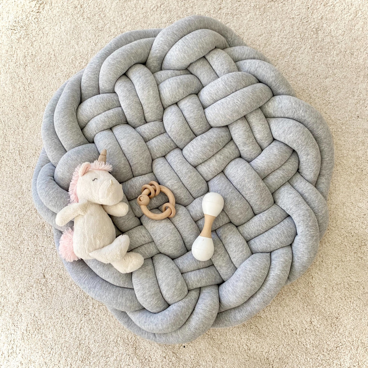 ROUND RAFT – Malia Mu